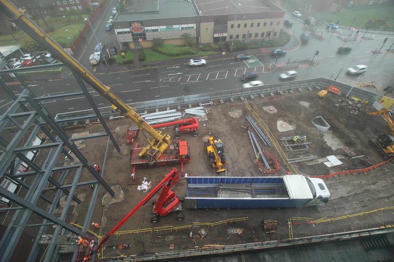 Schuster Annexe building at Manchester University - Time-lapse video